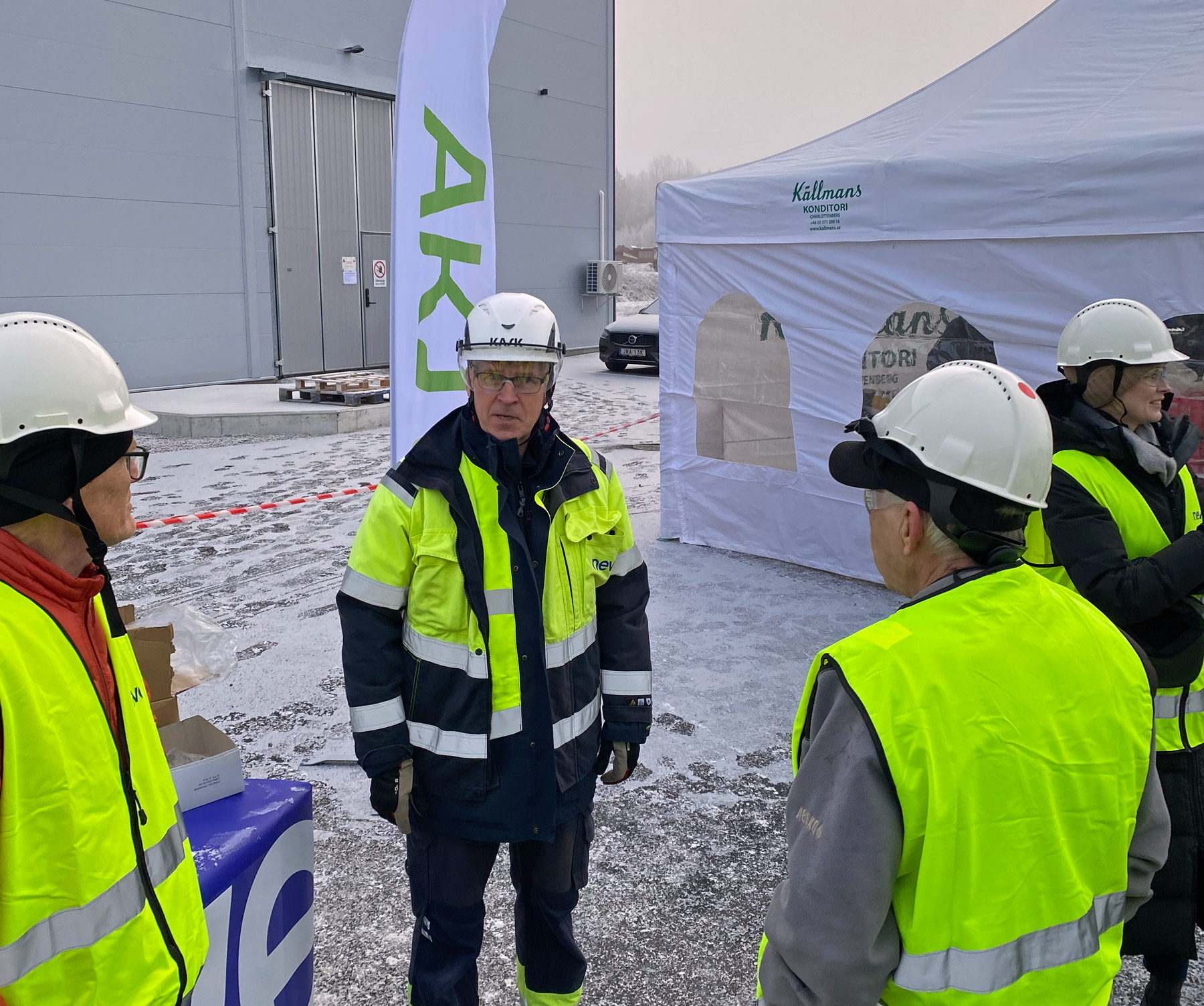 Nevel öppnade grindarna till nya fjärrvärmeanläggningen i Årjäng - Nevel